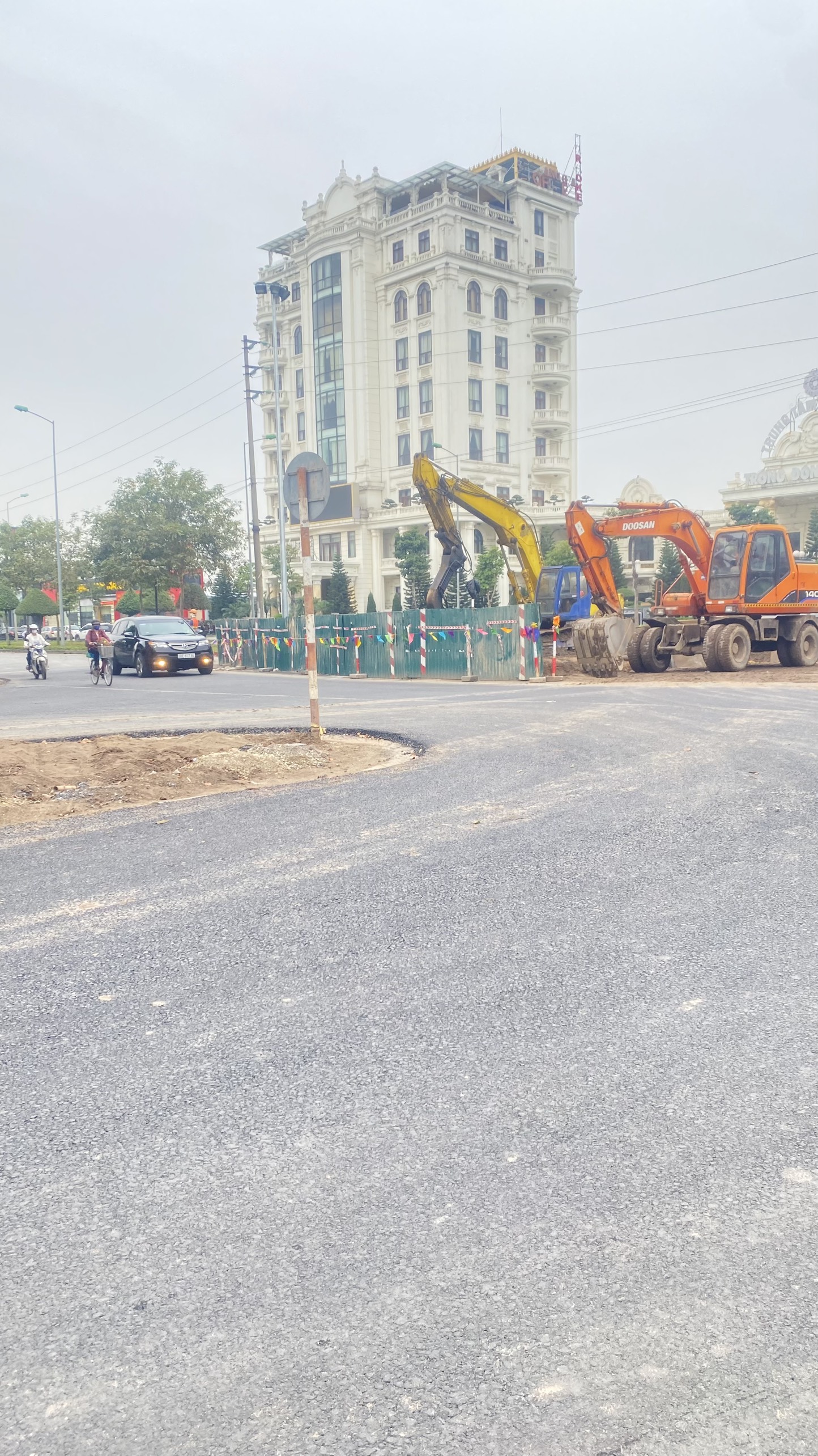 Cho thuê đất thương mại dịch vụ lâu dài, lô góc mặt đường Thanh Bình ...