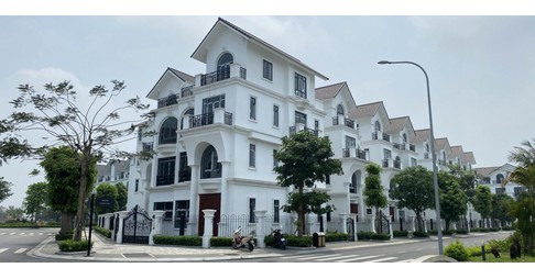 Bán lô liền kề ngay tại trung tâm từ sơn, gần TTTM, chợ dân sinh ...